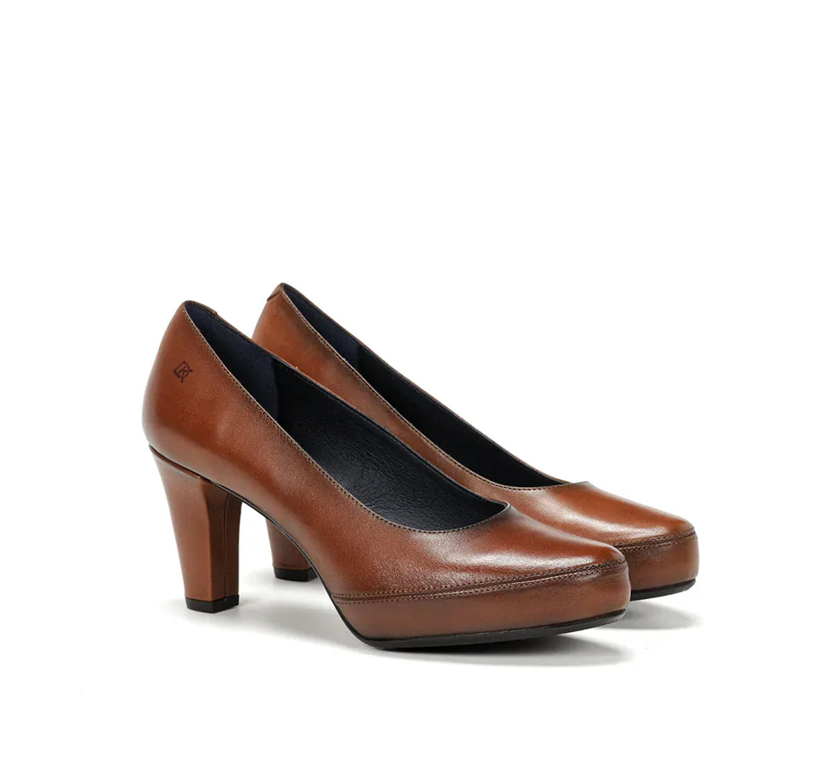 Dorking Women's Blesa Pumps- Cuero – Sole To Soul Footwear Inc.