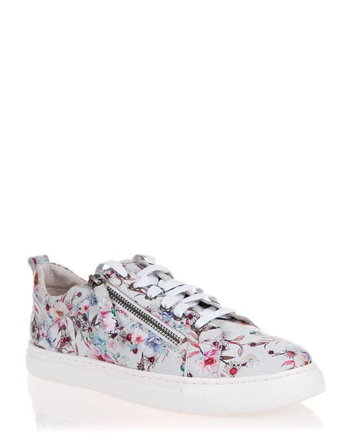 Cassini Women's Moscow Sneakers- Botanic – Sole To Soul Footwear Inc.